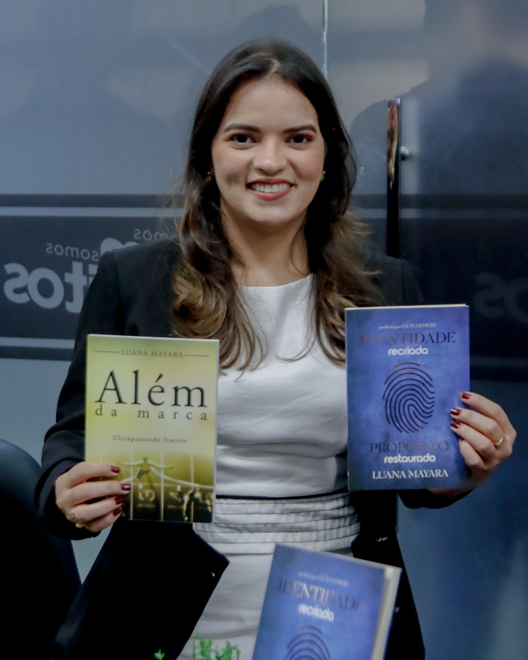 ENTREVISTA: Luana Mayara lançou segundo livro - Verbo da Vida Campina ...